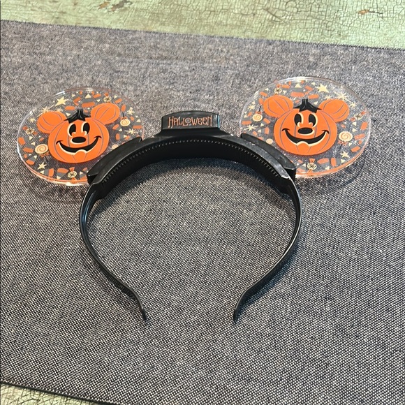 Disney | Accessories | Disney Parks Halloween Animated Mickey Pumpkin ...